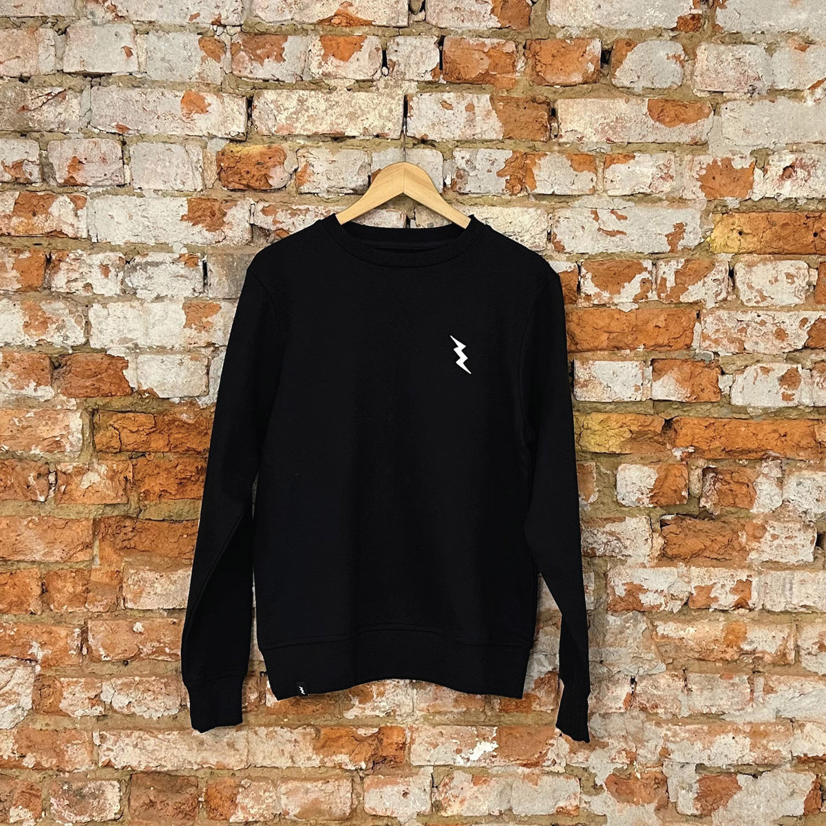 BOLT CREW FLEECE SWEATER – The House of Machines